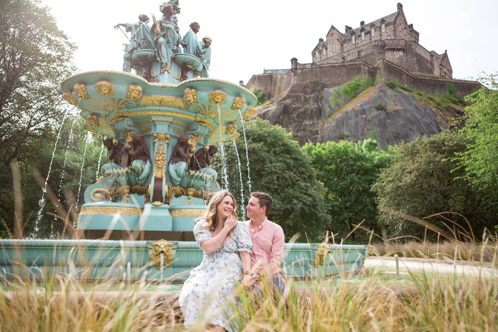 Your Vacation Photographer in Edinburgh: Meet Kim