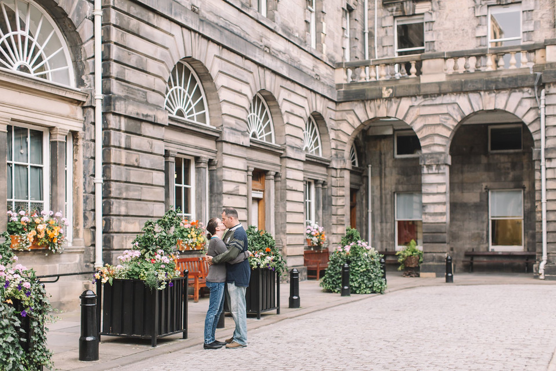 Your Vacation Photographer in Edinburgh: Meet Kim