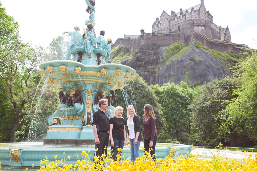 Edinburgh Photographers - Hire a Professional Vacation or Proposal ...