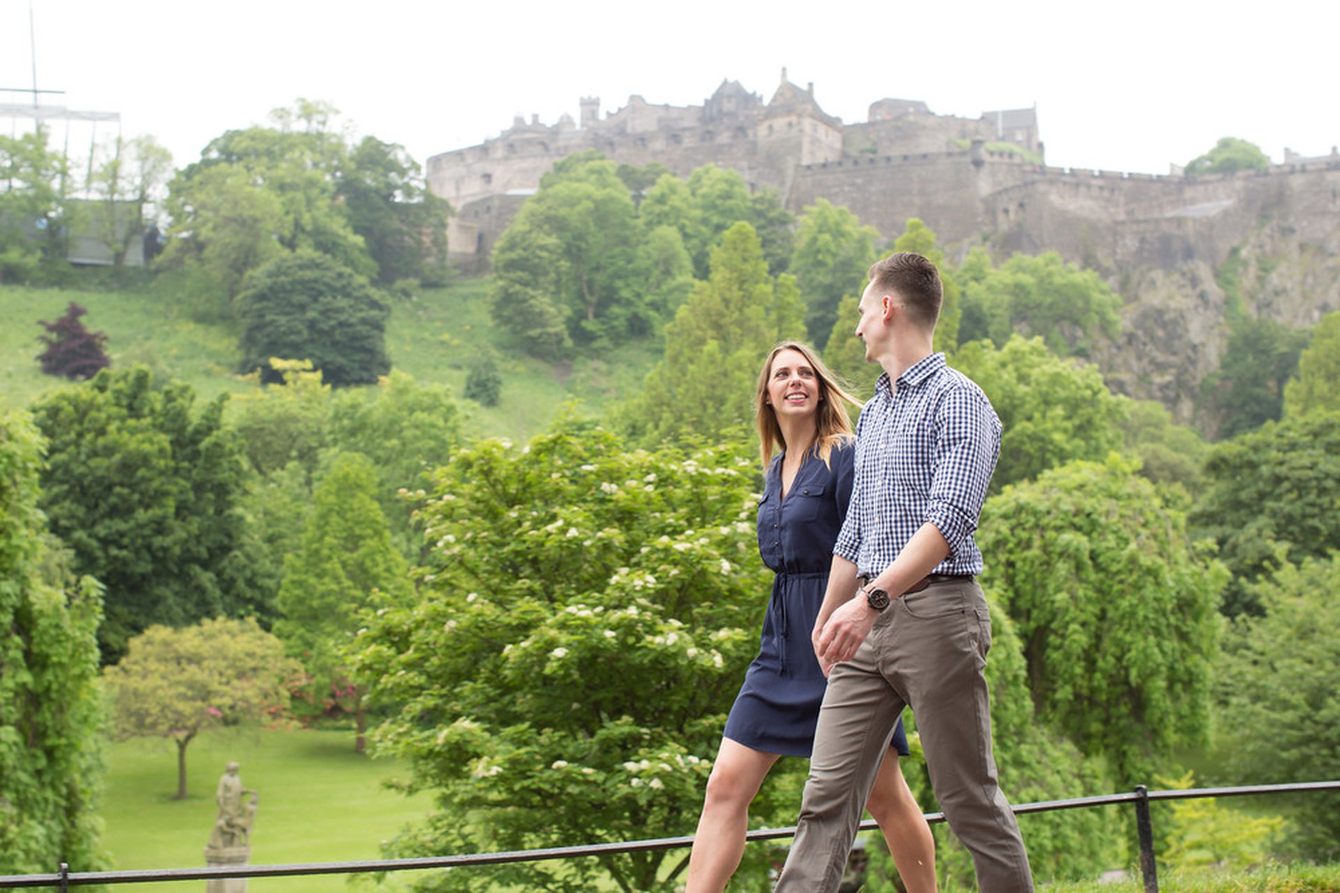 Your Vacation Photographer in Edinburgh: Meet Kim