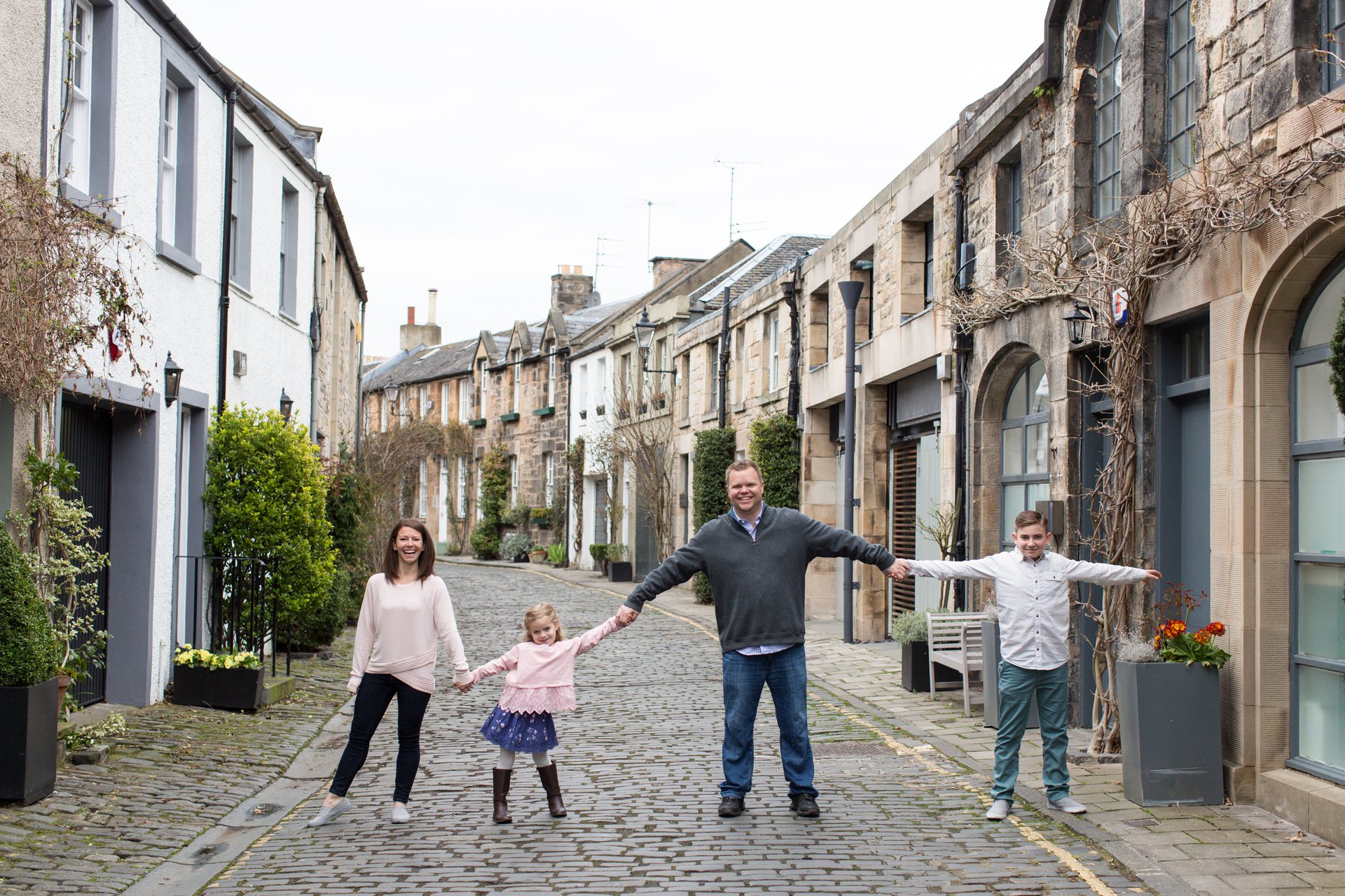 Your Vacation Photographer in Edinburgh: Meet Kim